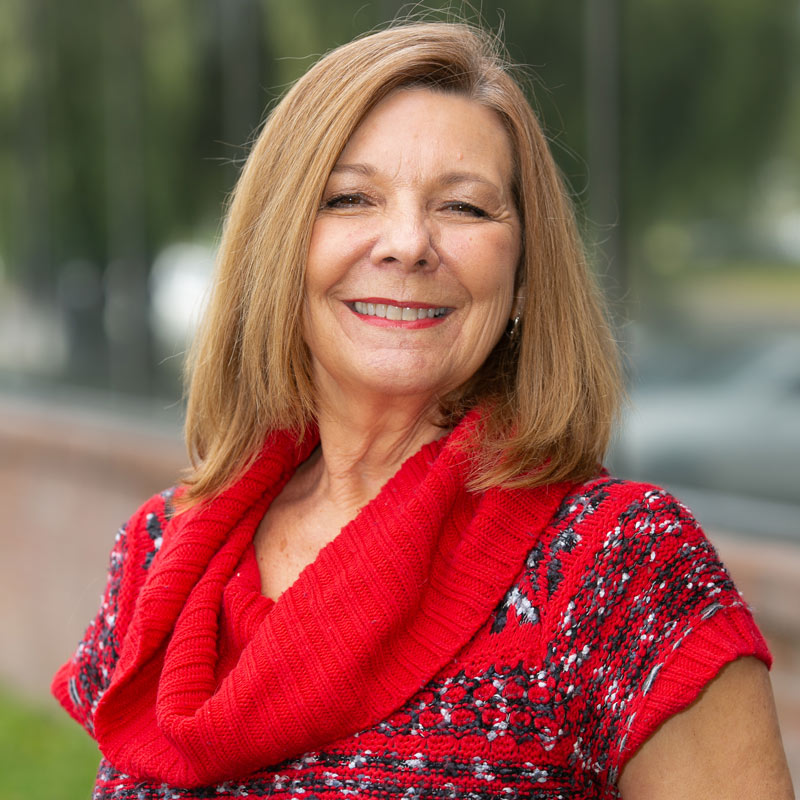 Faces of Frontier Communities: Susan Thompson – Frontier Communities